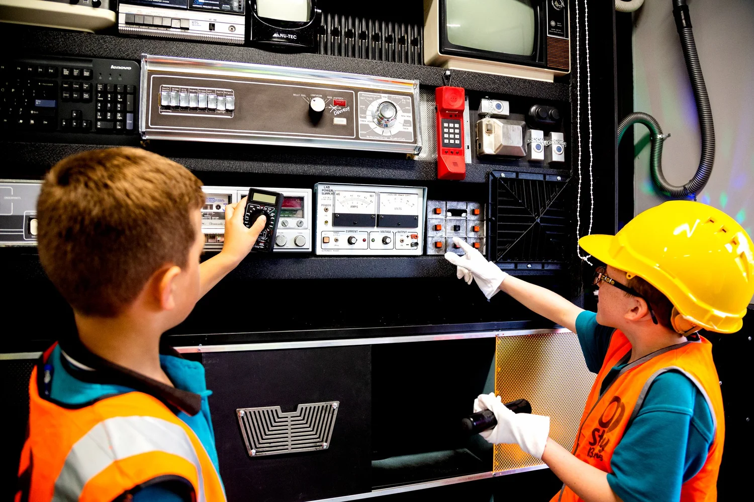 Story Hub: Meadows Primary School | 100 Story Building