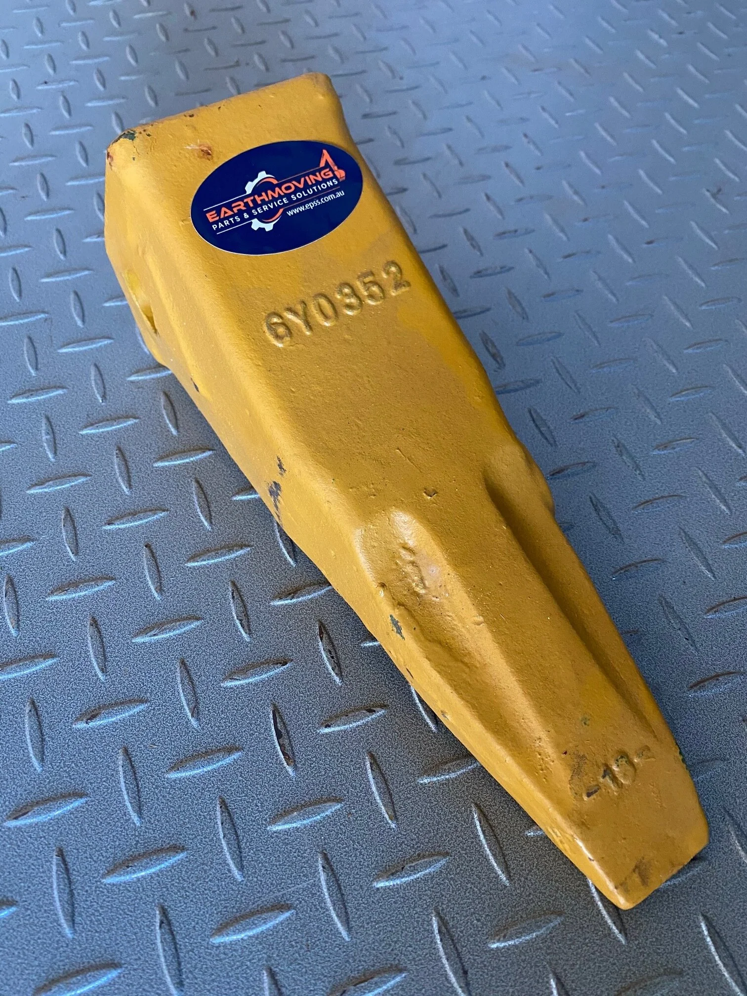 6Y0352 - Ripper Boot suit Caterpillar D6H/R/T — Earth Moving Parts ...