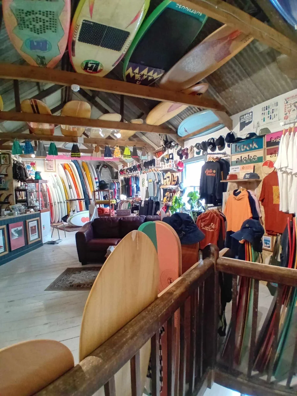 Real Surfing Magazine & Fringe Surf Shop