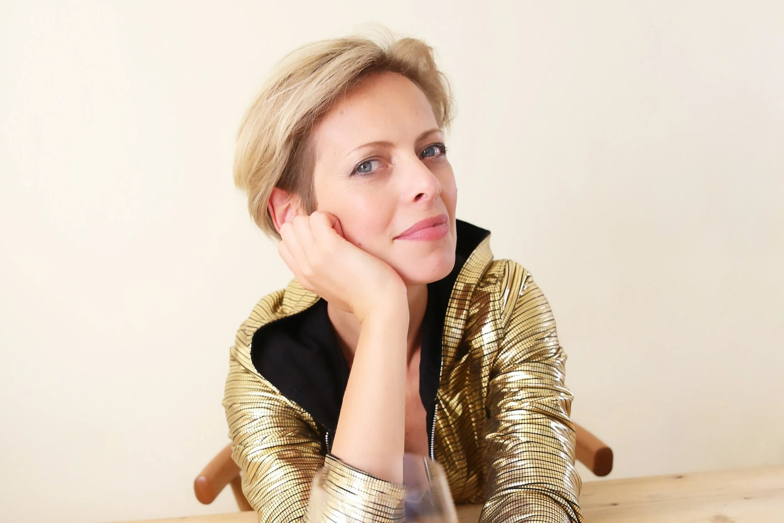 Authors — Robert Caskie