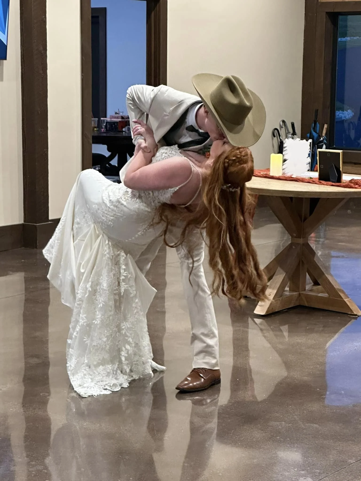 Wedding Venues Cincinnati: First Dance Songs — Hanover Reserve