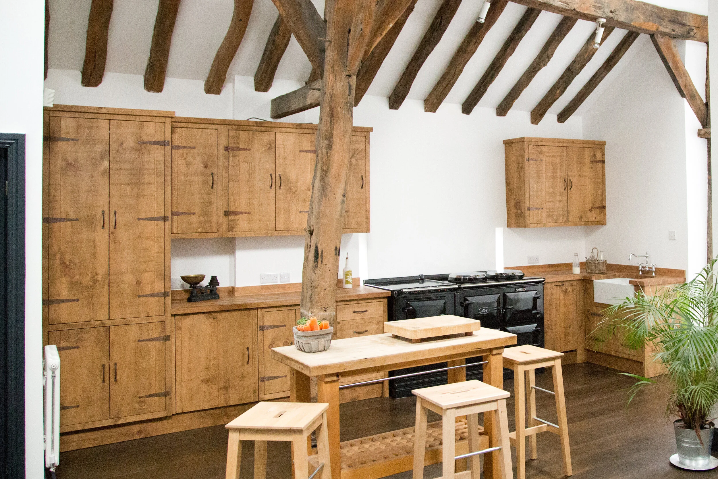 Framed Kitchens | Quality Bespoke Kitchens