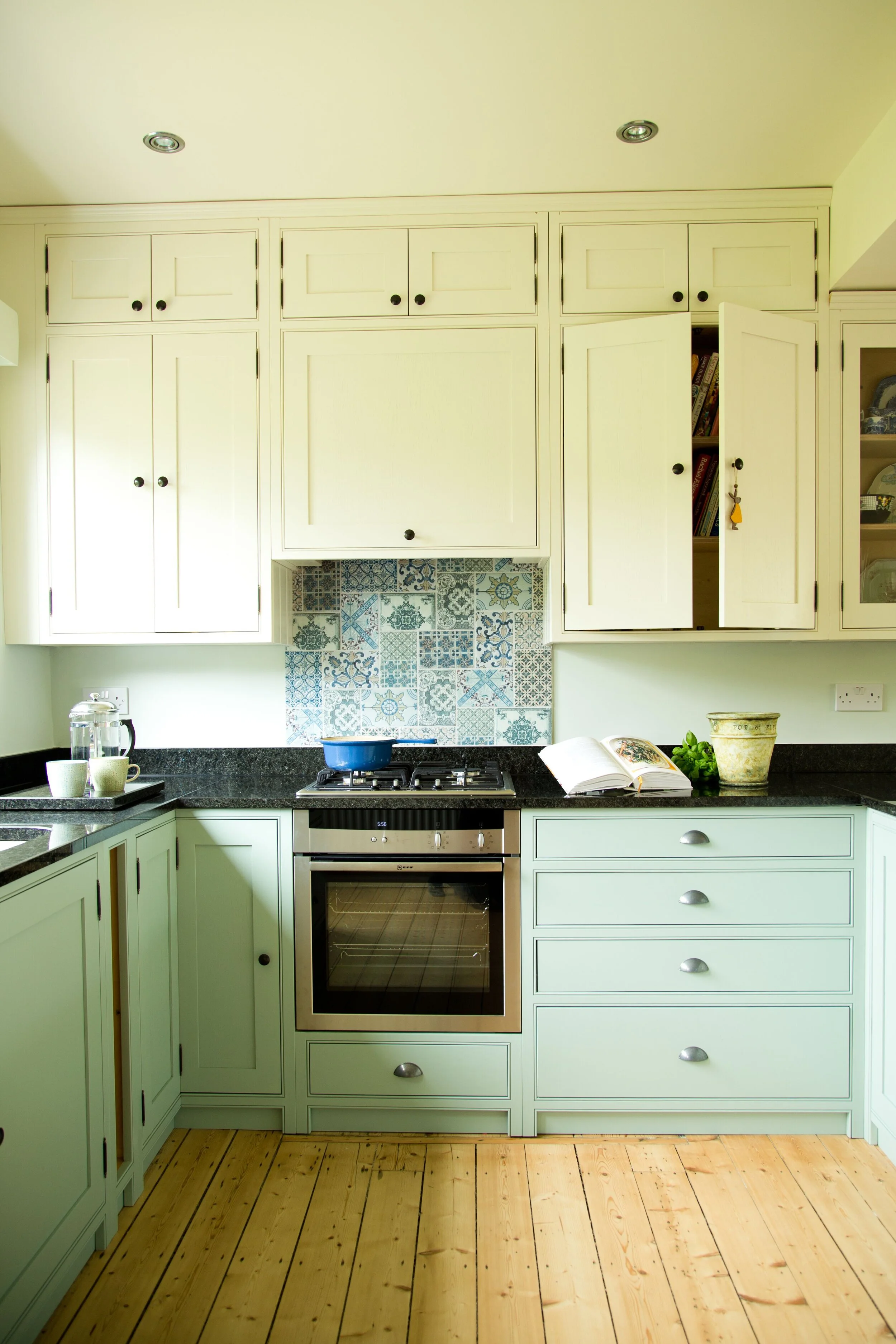 Framed Kitchens | Quality Bespoke Kitchens