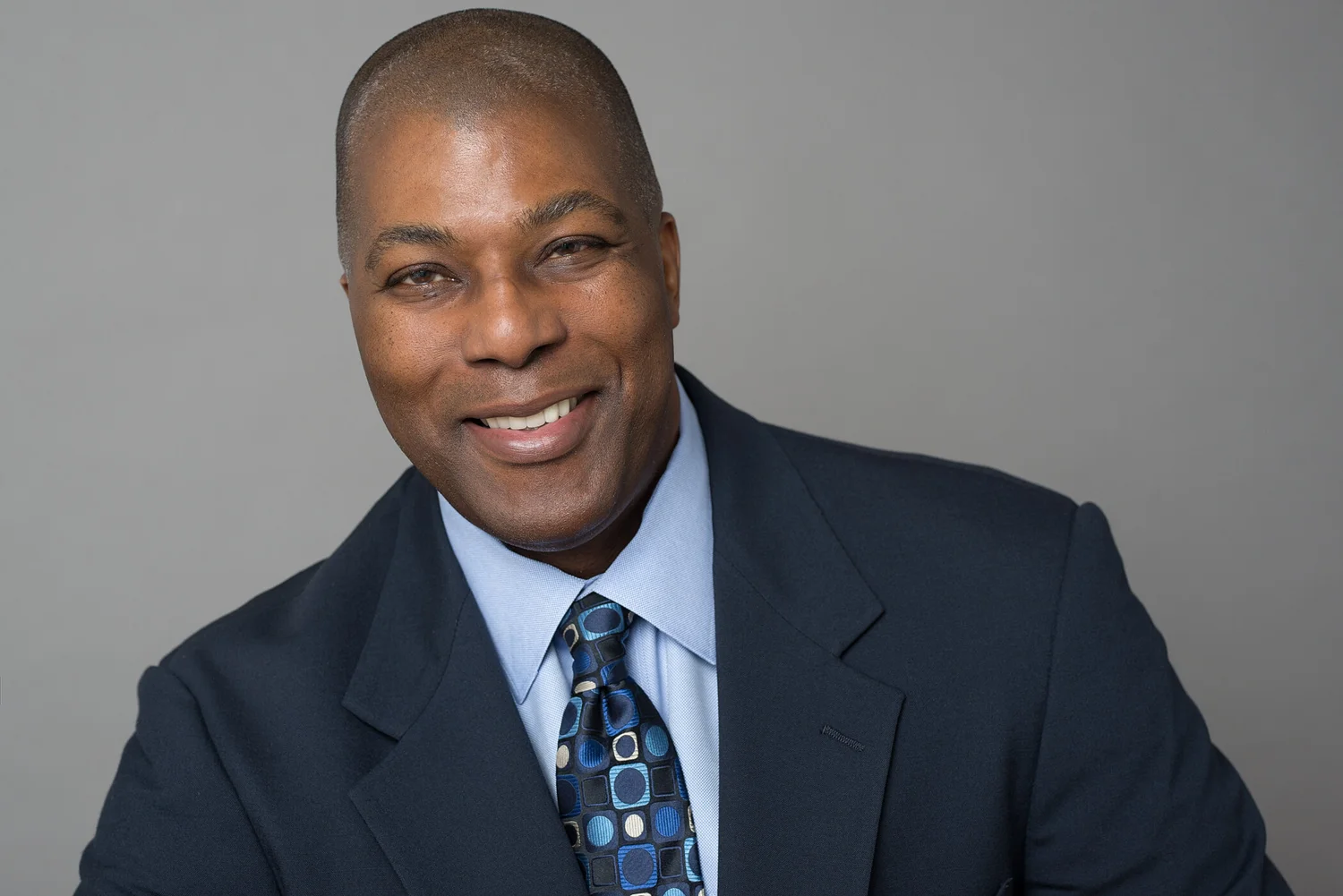 Exceptional headshots — PINTO PORTRAIT