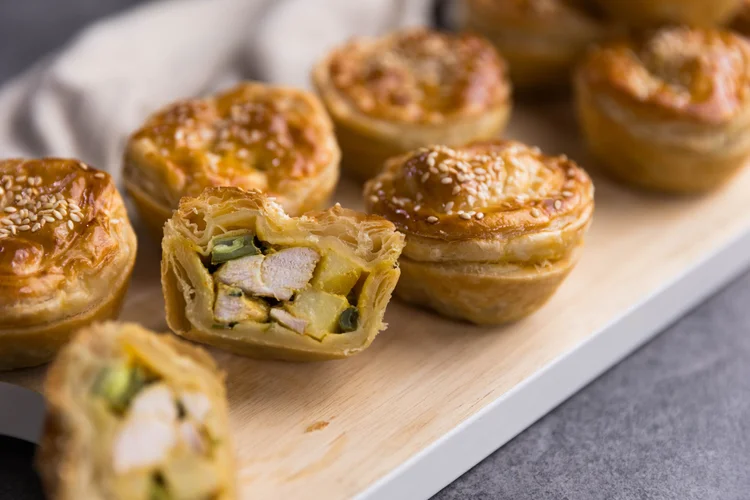 Thai Yellow Curry Chicken Mini Pies — TEN MINUTE KITCHEN
