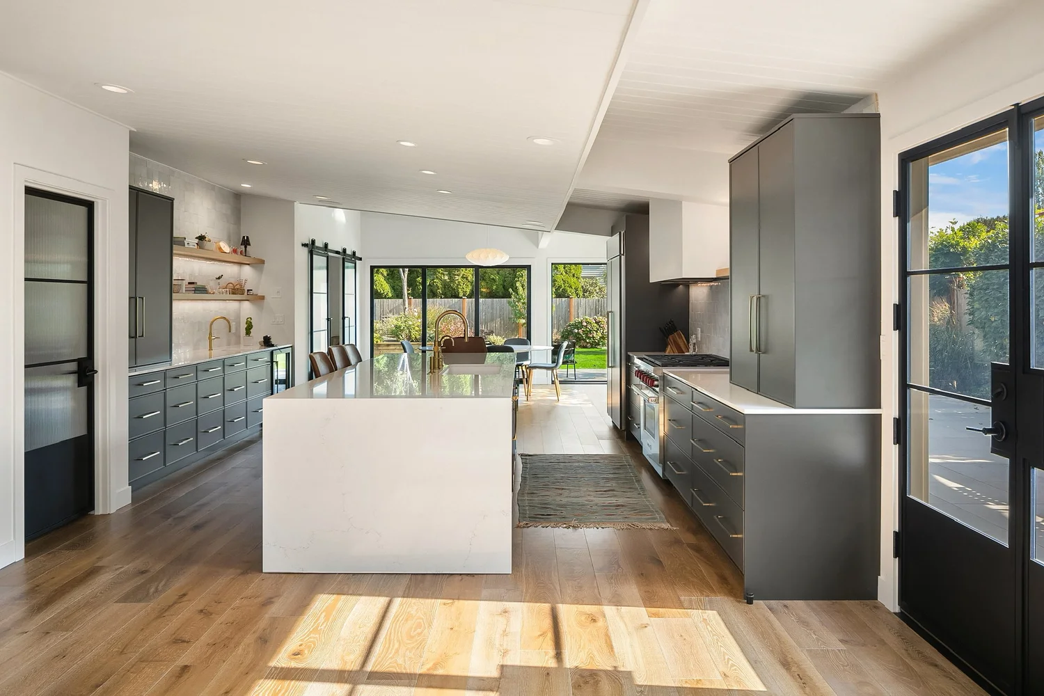 Bellevue Mid Century — Color + Design Studio