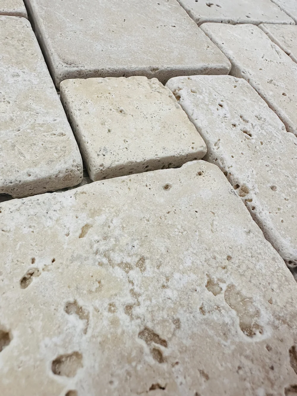 Mini French Pattern Silver Travertine - Stone Collective