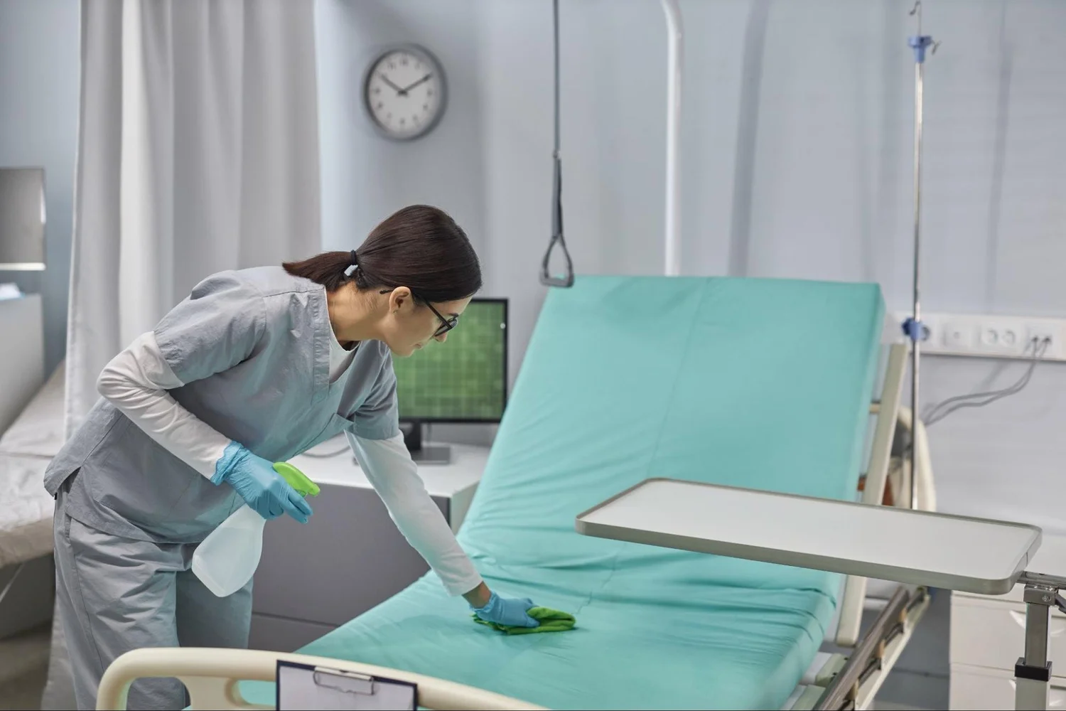 Best Practices for Effective Hospital Cleaning — VPWS Commercial Cleaning