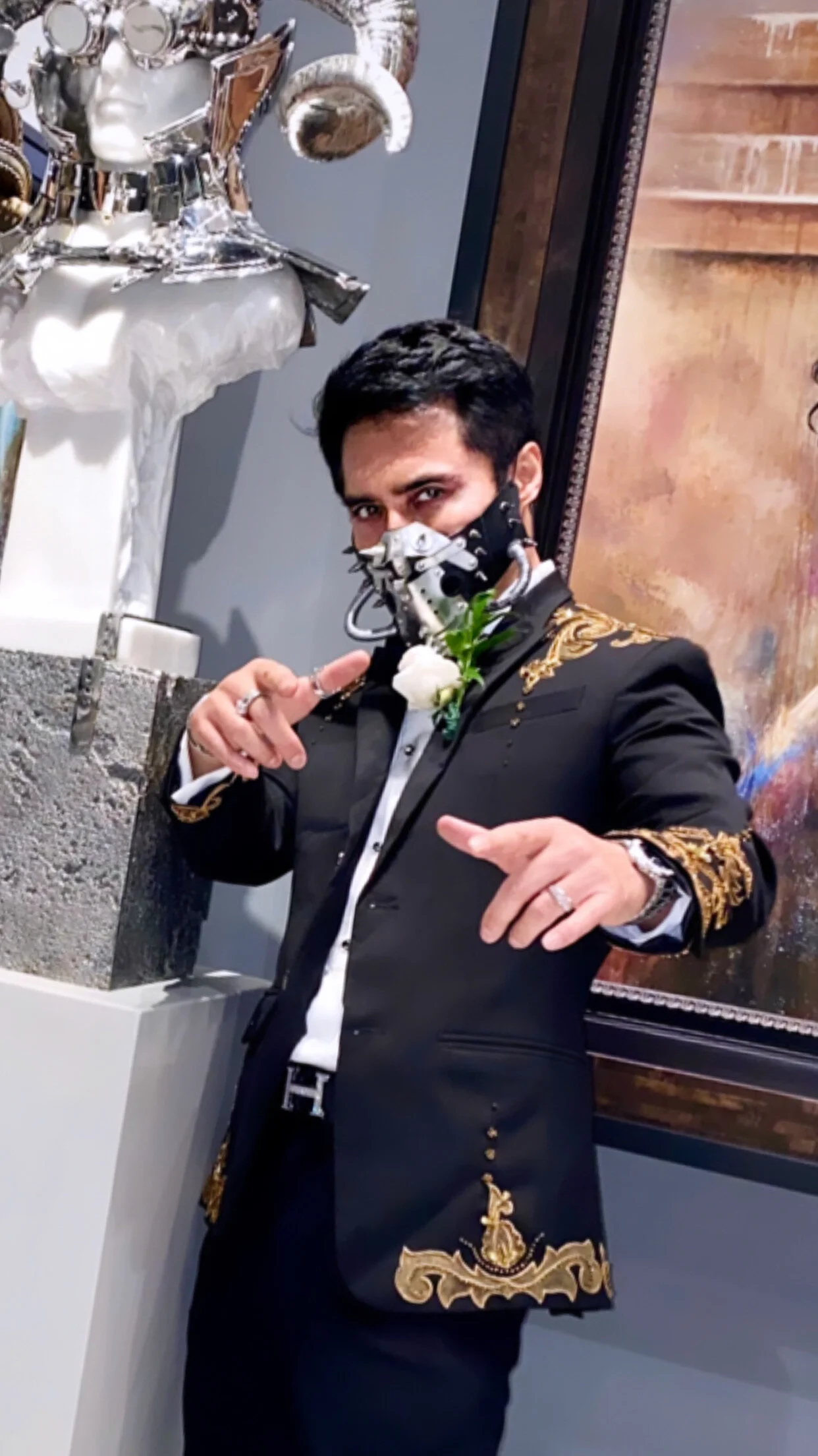 Photos — Sir Daniel Winn