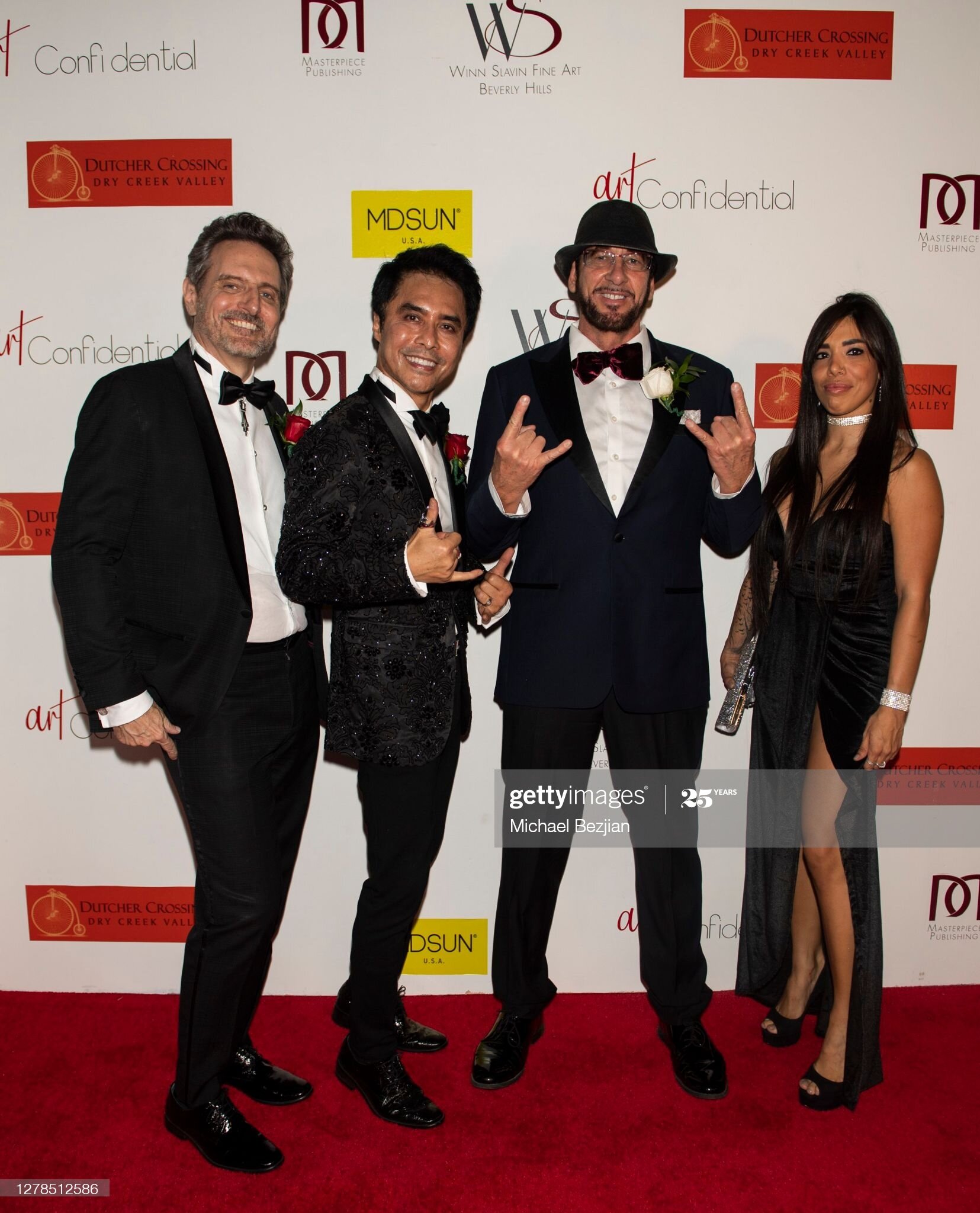 Photos — Sir Daniel Winn