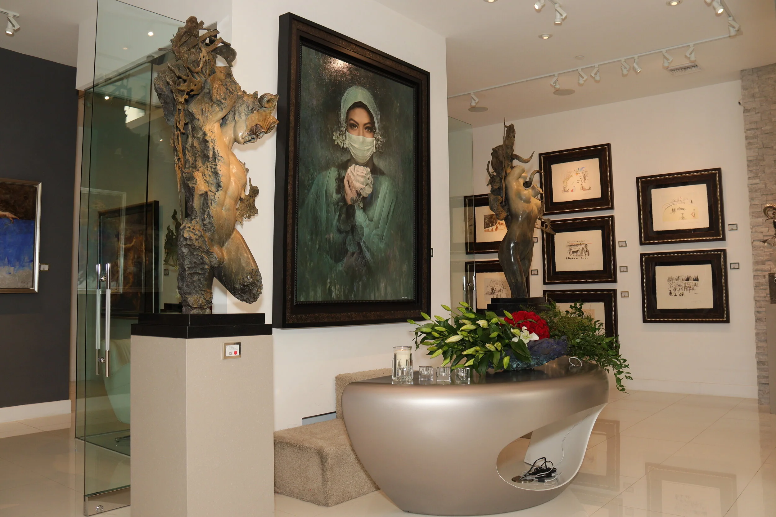 Photos — Sir Daniel Winn