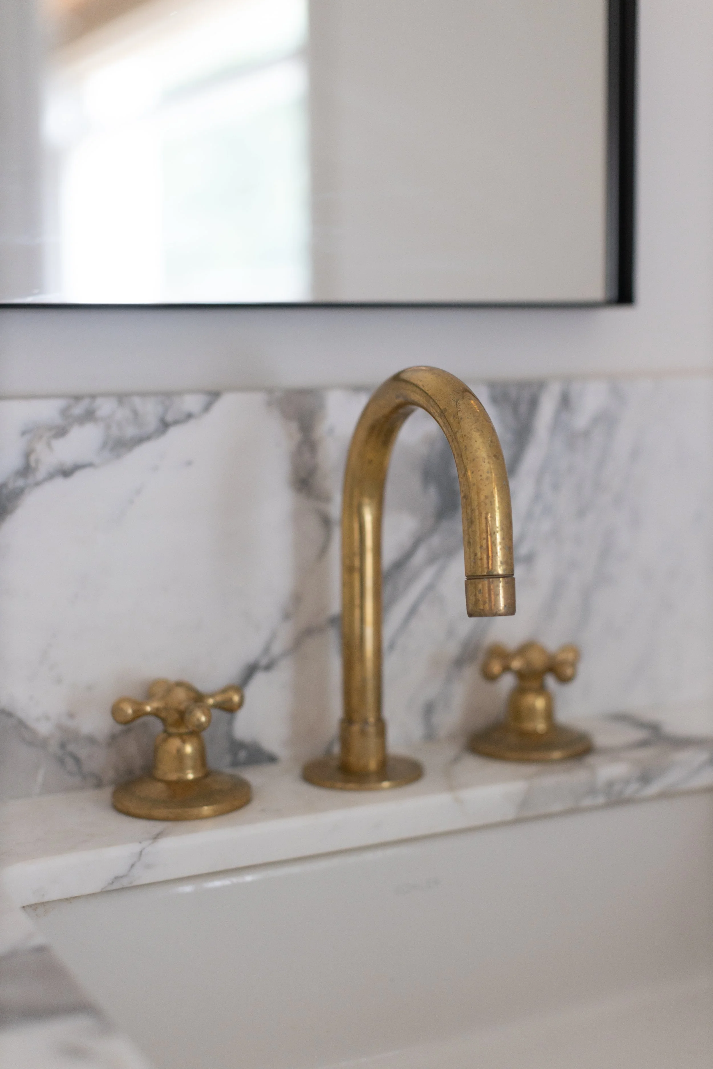 What's Unlacquered Brass? Why Timeless Patina is Skyrocketing in ...
