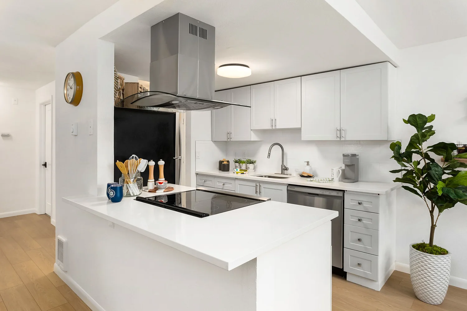 Federal Way Apartments for Rent | Porchlight Apartments Federal Way WA
