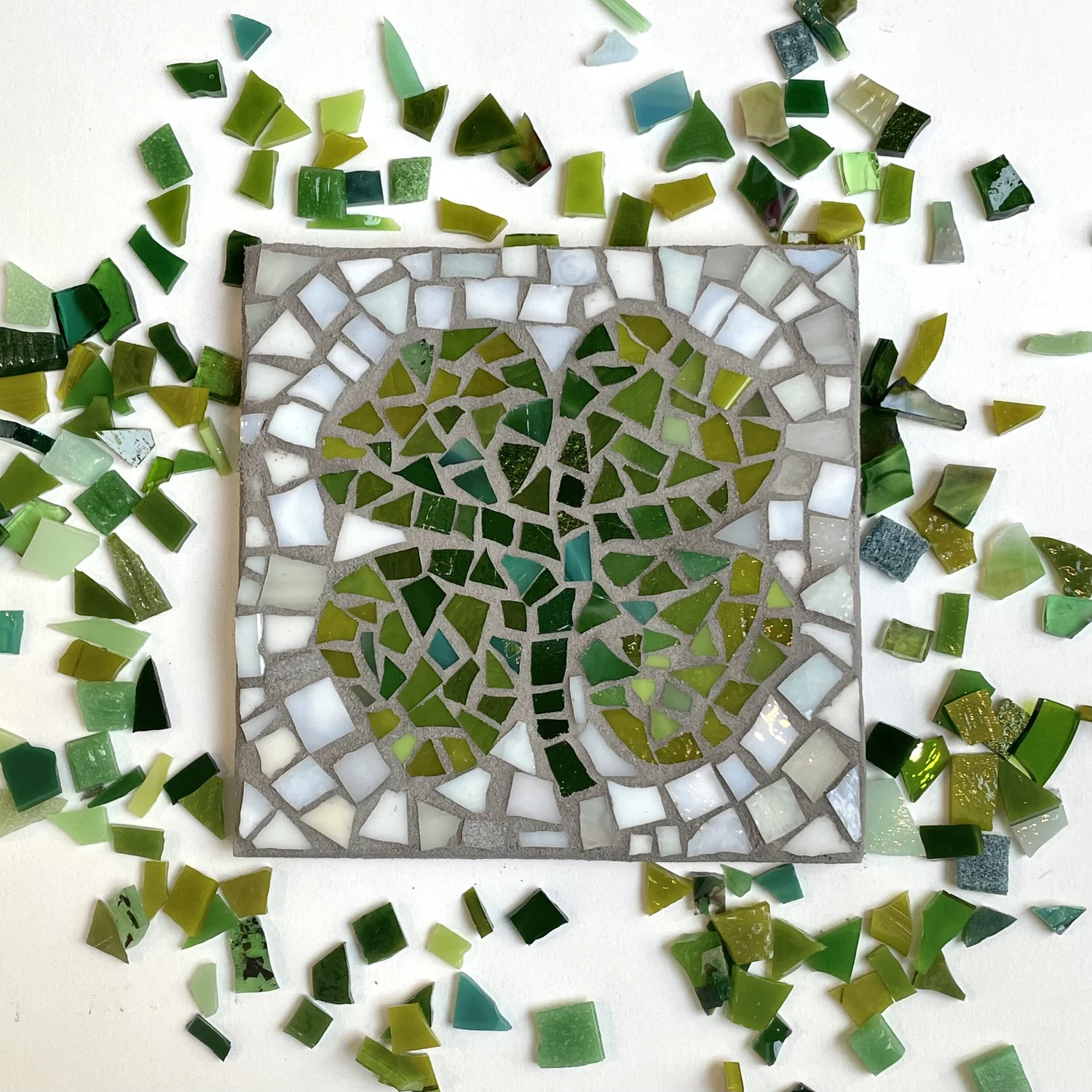 Confetti 4"x4" Mosaic Tile DIY Kit — The Chicago Mosaic School