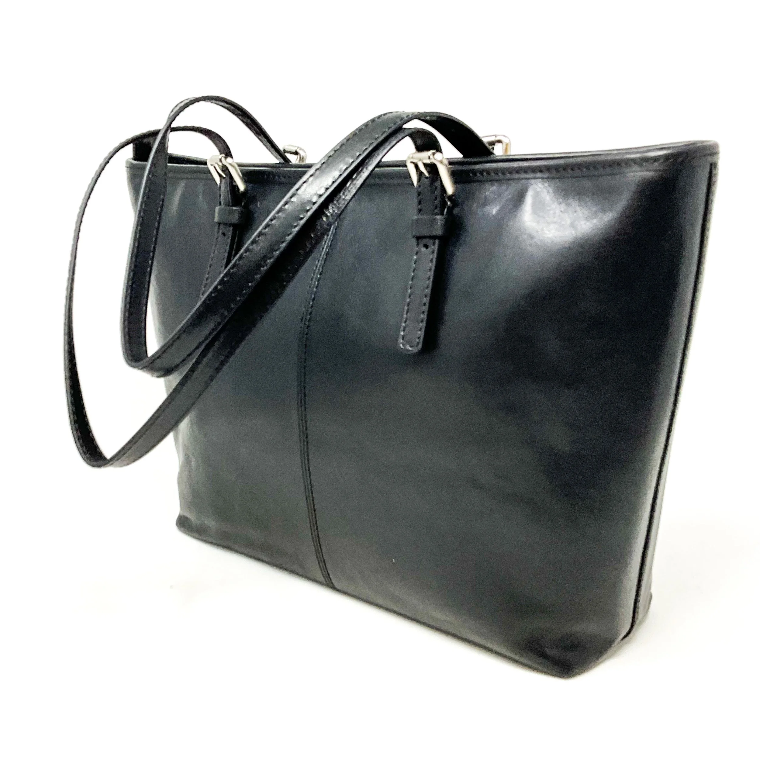 Store 2 — Poppi Italian Leather