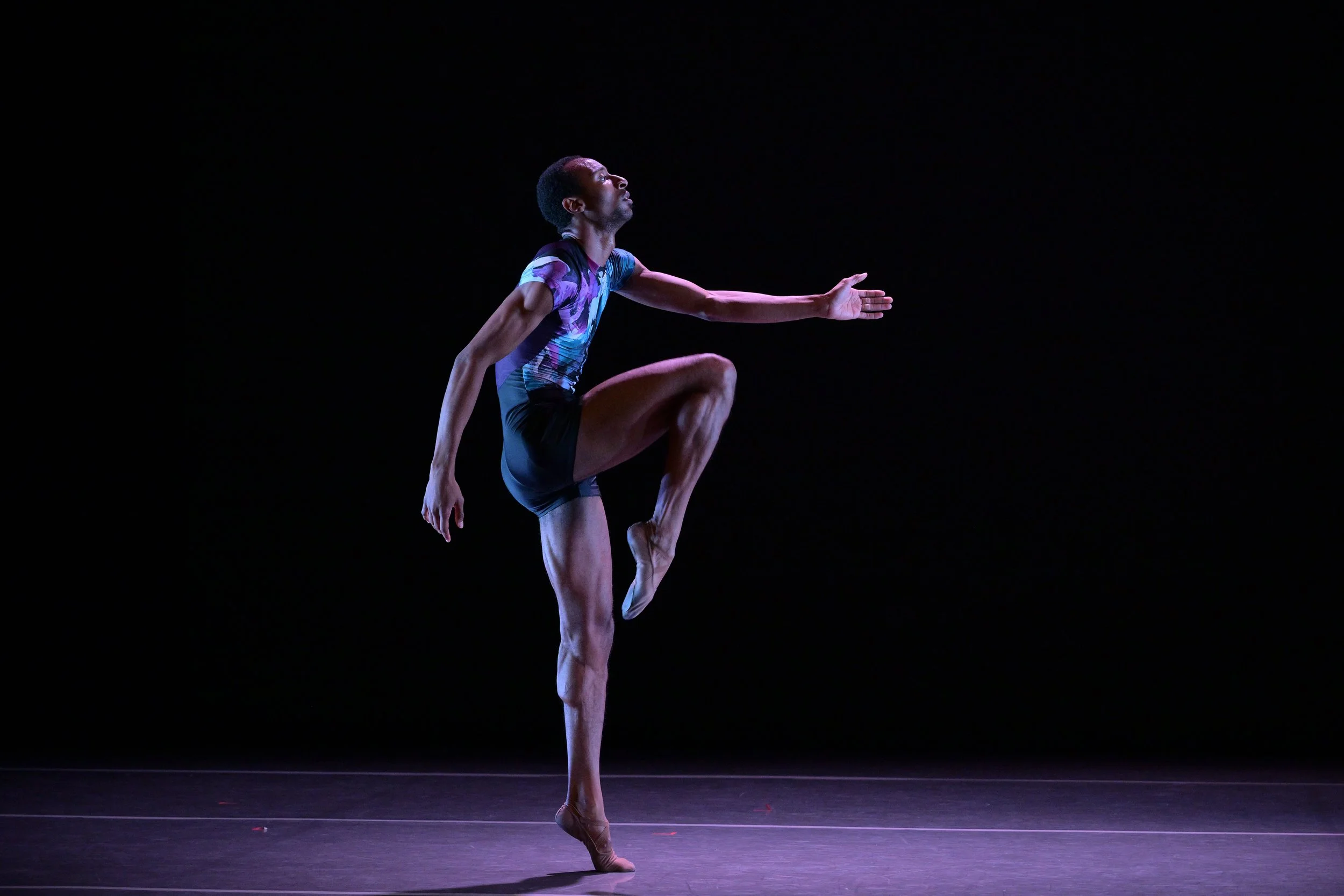 Hélène Simoneau Danse | Smallest Orbits