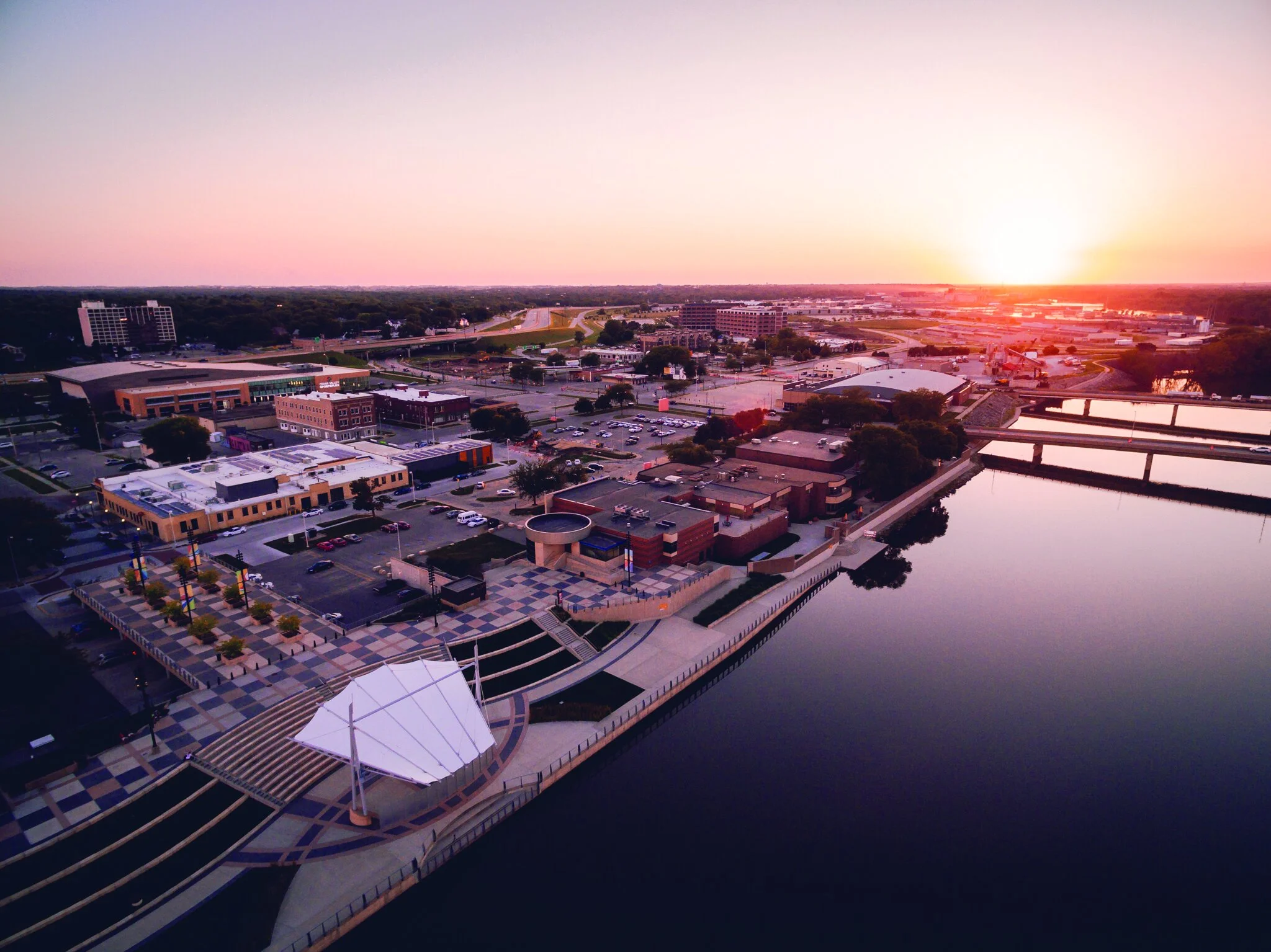 Plan Your Visit — Waterloo Convention Center at Sullivan Brothers Plaza