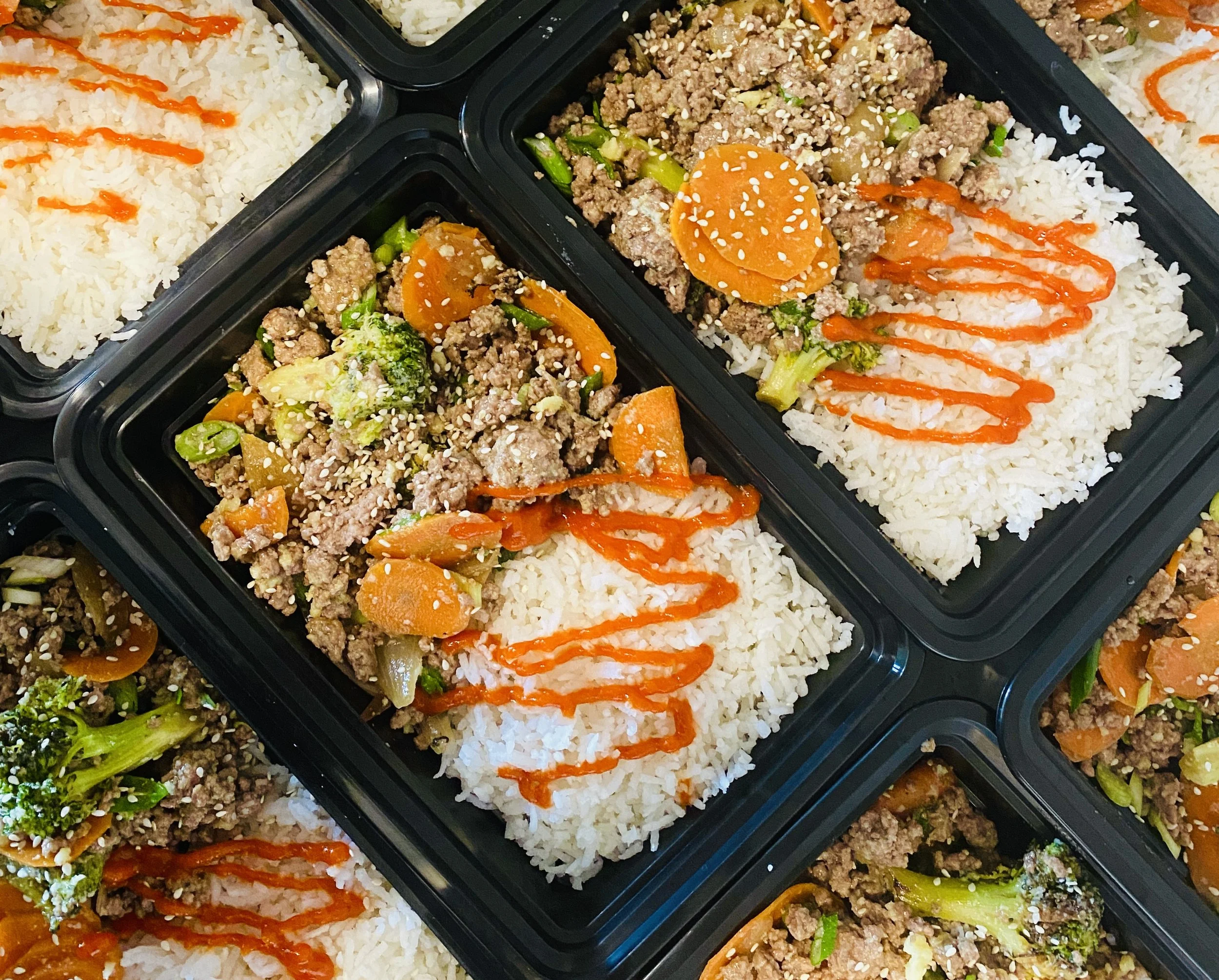 Recipe: Sriracha ground beef stir-fry with sauteéd broccoli and steamed ...
