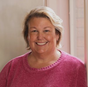 Rachel Neely — Mushens Entertainment