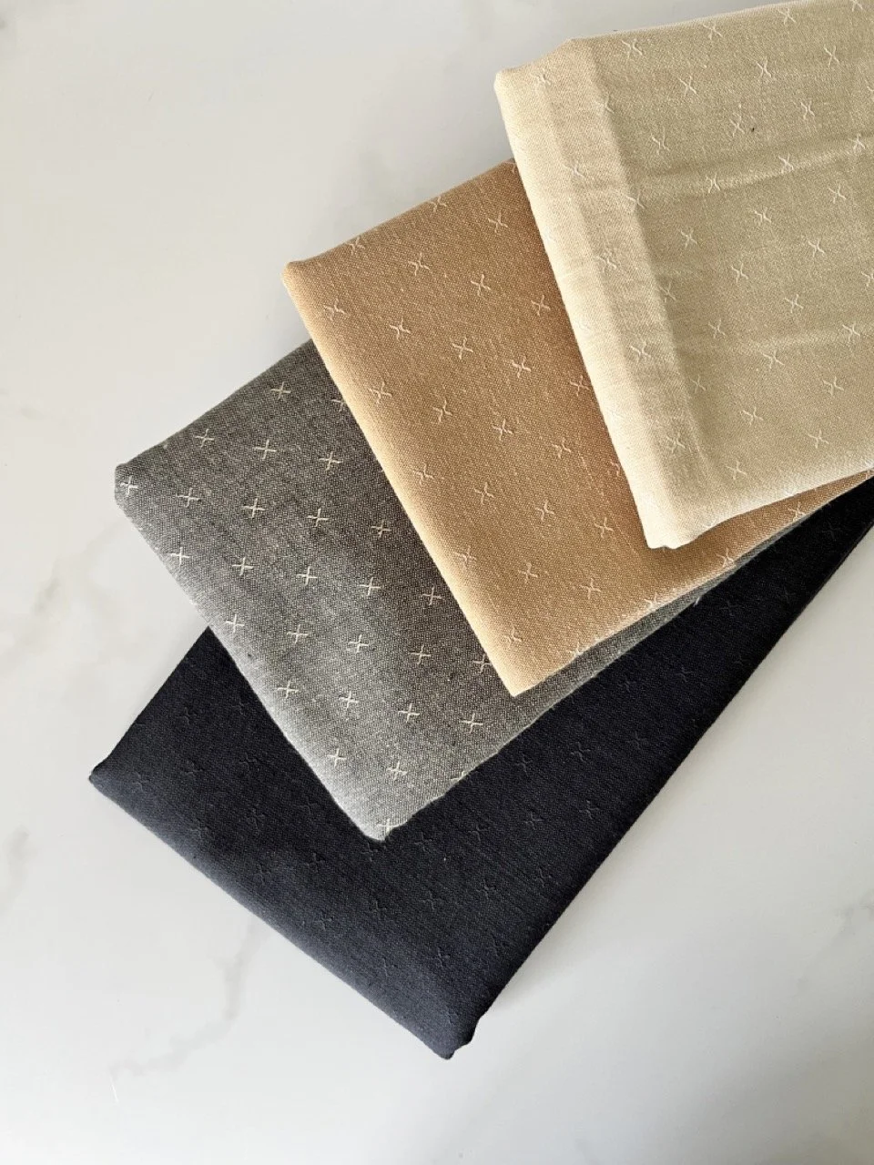 Astra Quilt Kit - Traditional - Solids — Zahm Co.