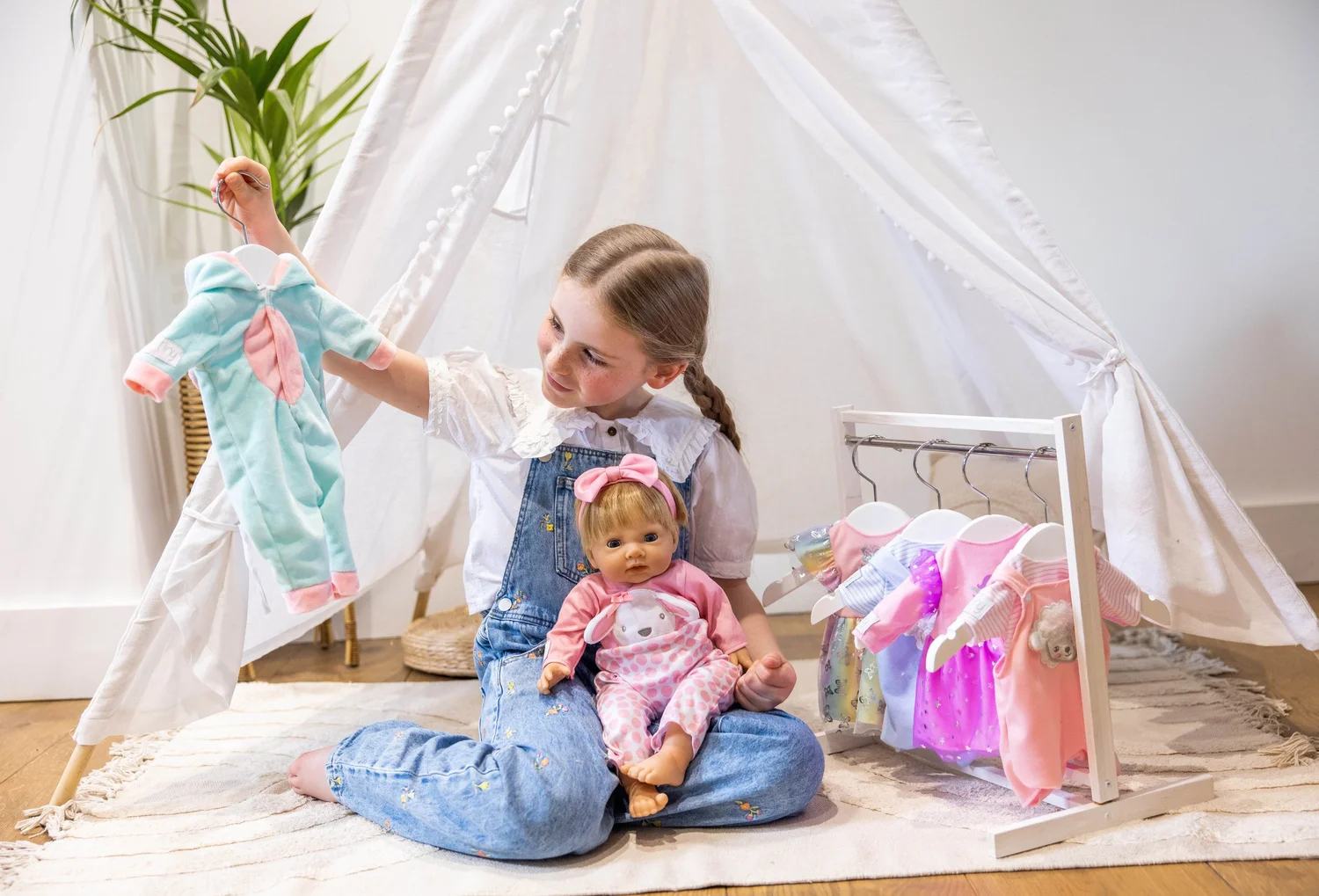 Outfits — Tiny Treasures