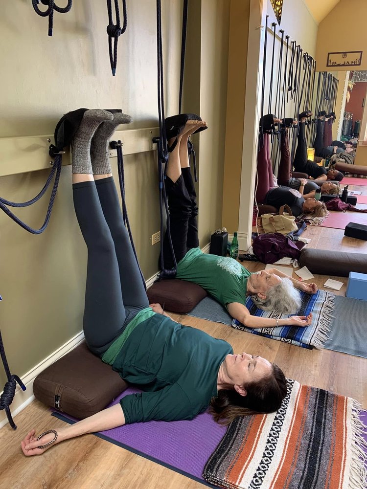 THE YOGA LOUNGE