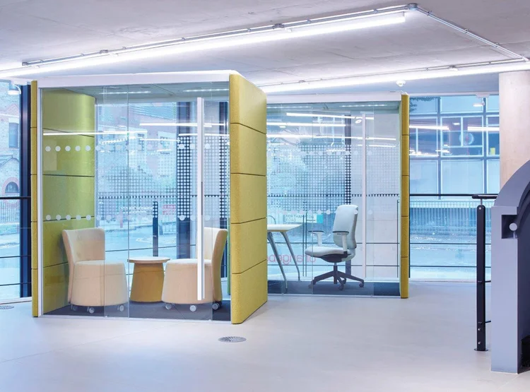 Acoustic Screens for Acoustic Zoning | Customisable | Resorb