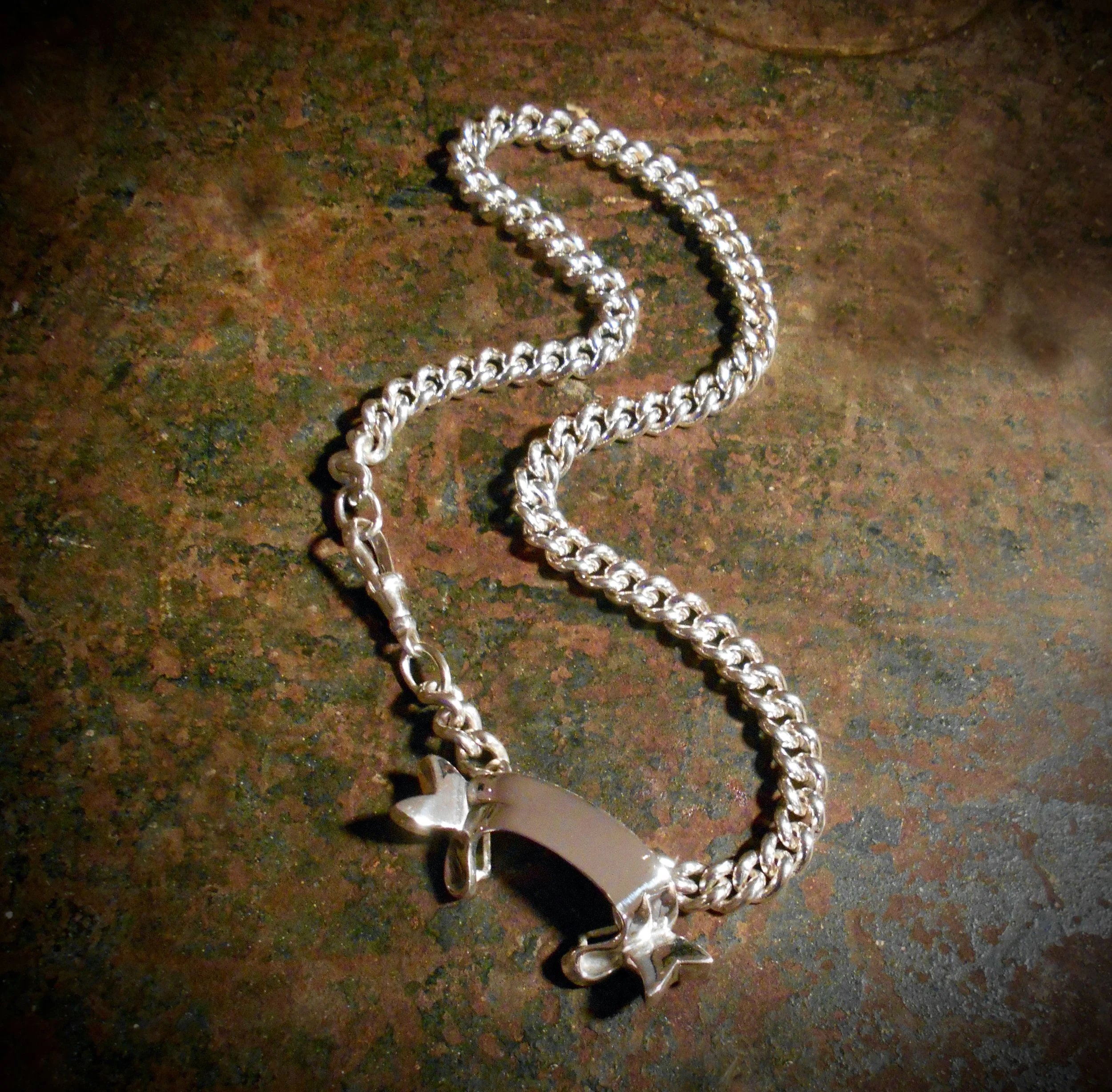 Ribbon Scroll Nameplate — Norma Kerr Bespoke Jewellery