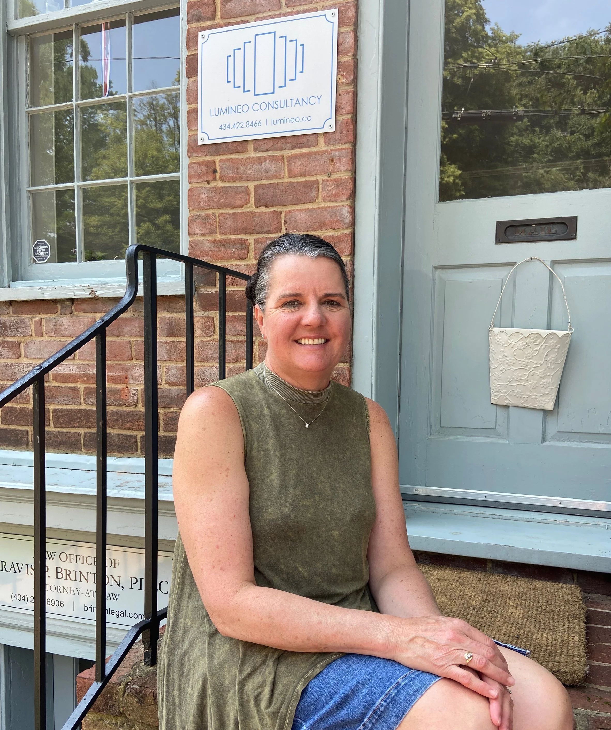 Our Team — Lumineo