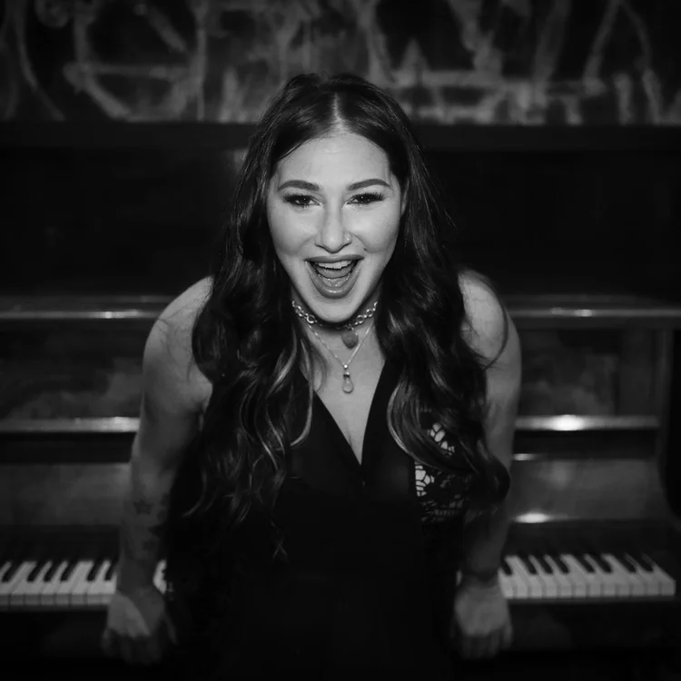 Tiffany - The Official Website