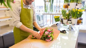 The Ultimate Guide to Bouquet Making: From Selection to Arrangement ...