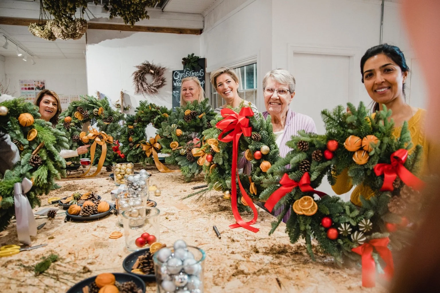 Preparing for the Holiday Season: Creative Ideas for Festive Holiday ...