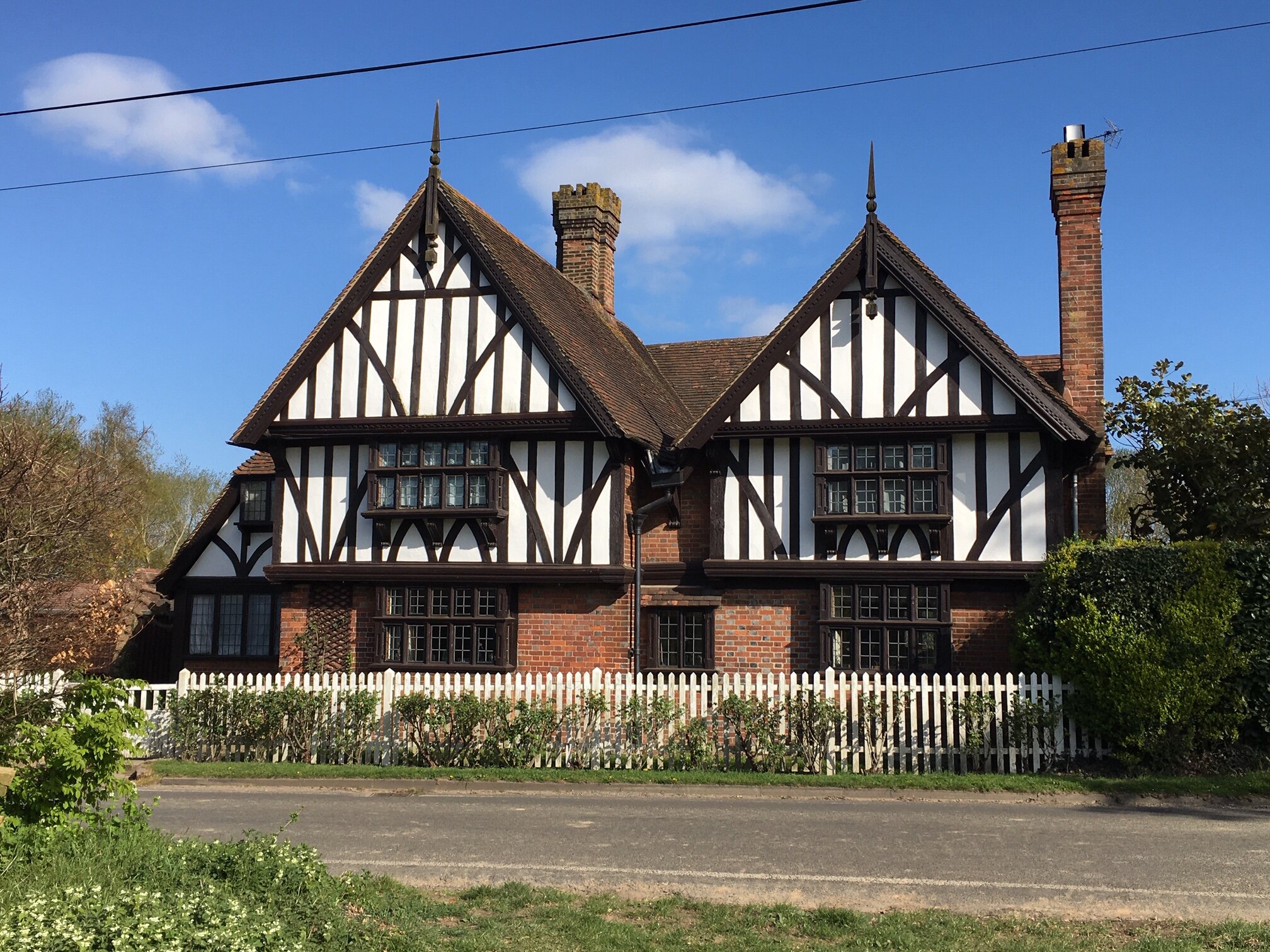 Orchards and Riversong — Walk Tonbridge