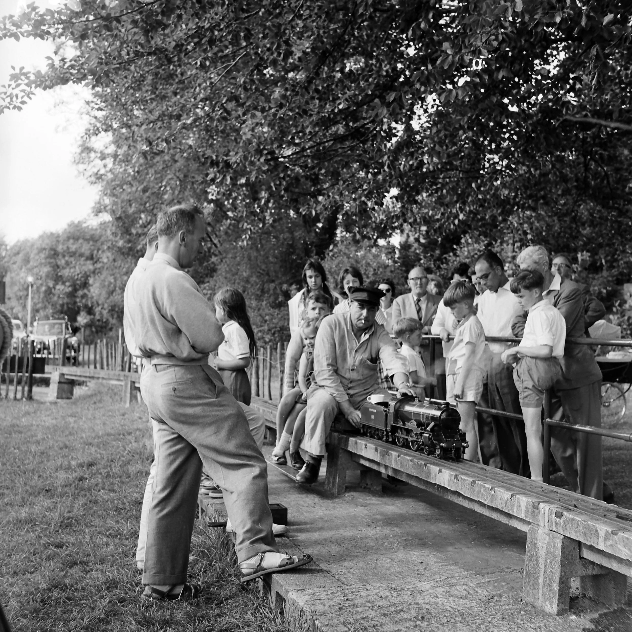 Tonbridge Memories - The Park — Walk Tonbridge