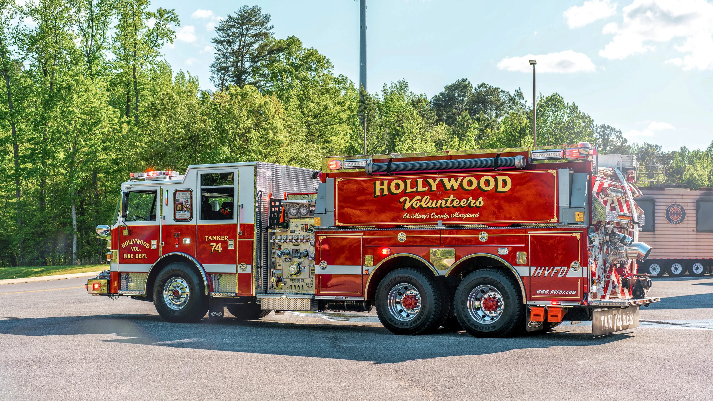 HOLLYWOOD — EMERGENCY NEXUS