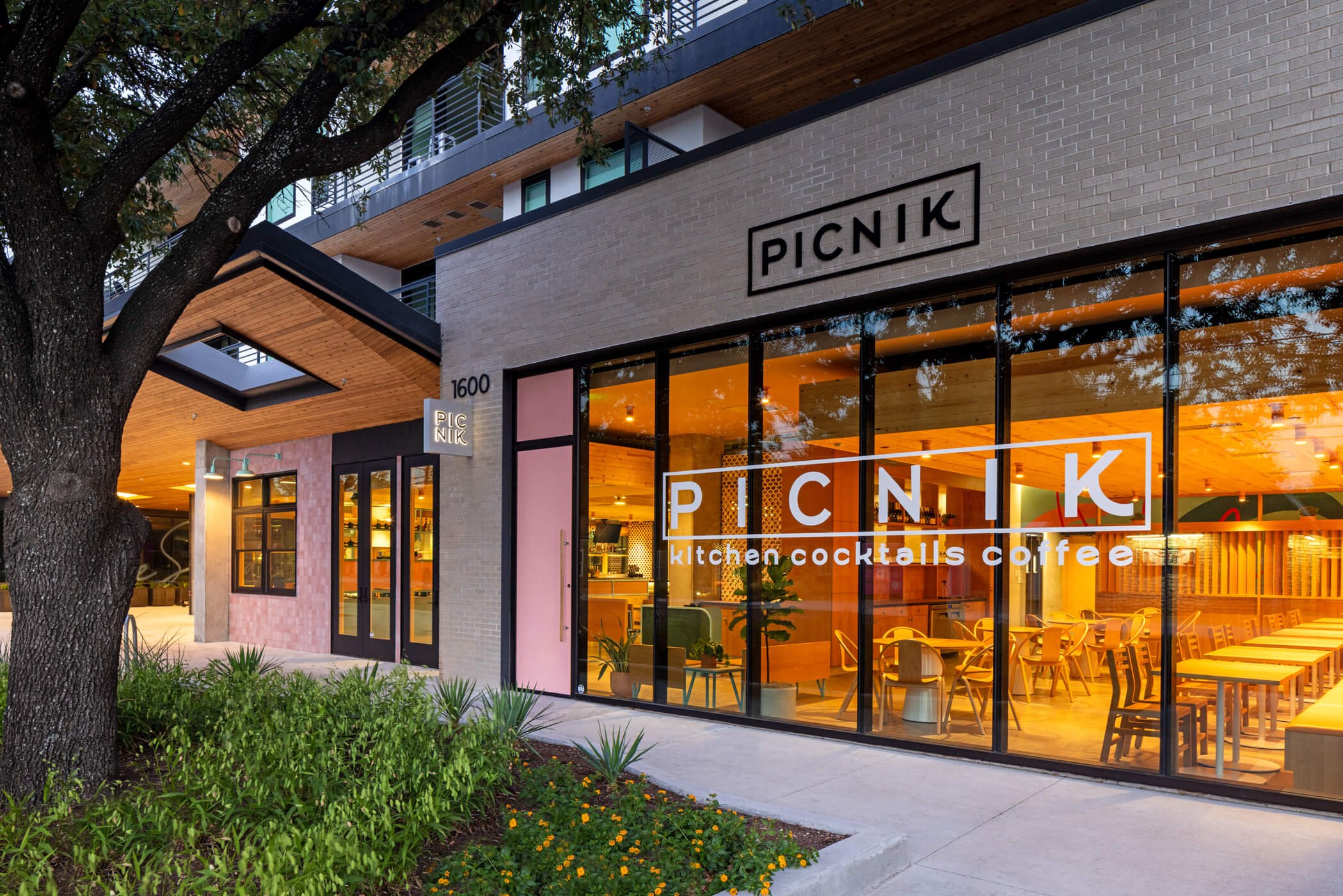 Restaurant and Trailer Locations — Picnik Austin