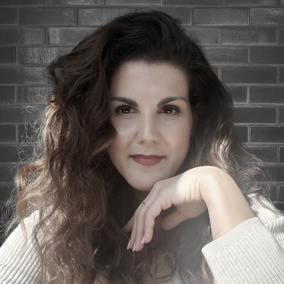 About Gillian Shields, author and transformational teacher, helping ...