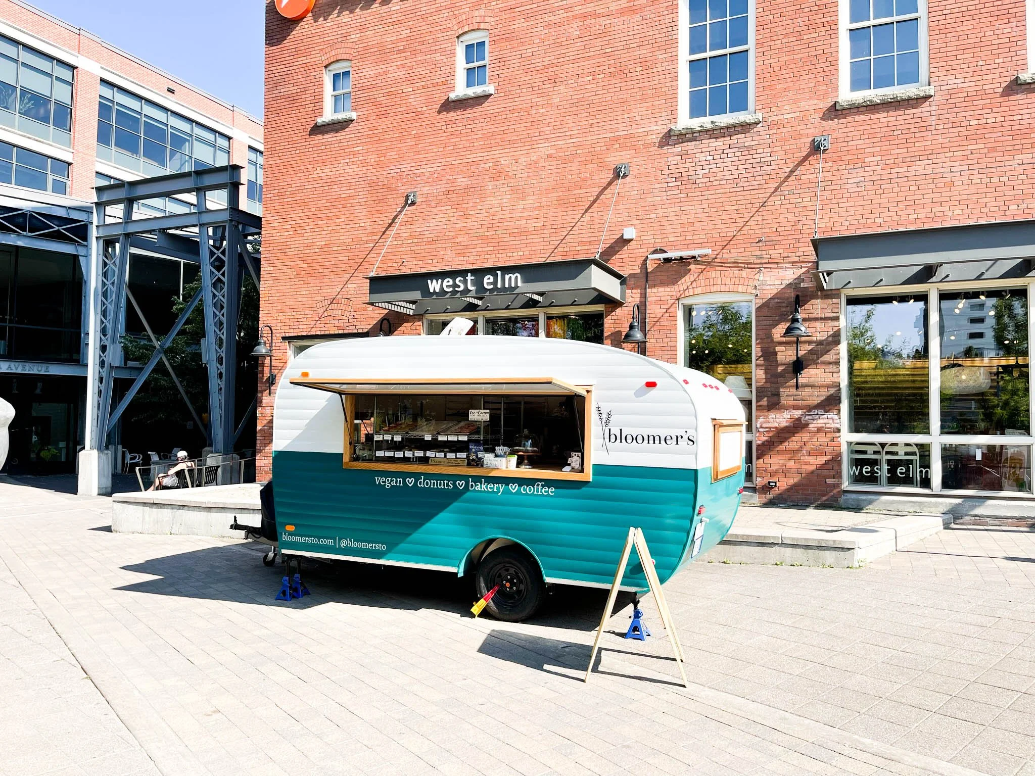 Bloomer’s Donut Trailer - Nomad 14 — Nomad Custom Trailers