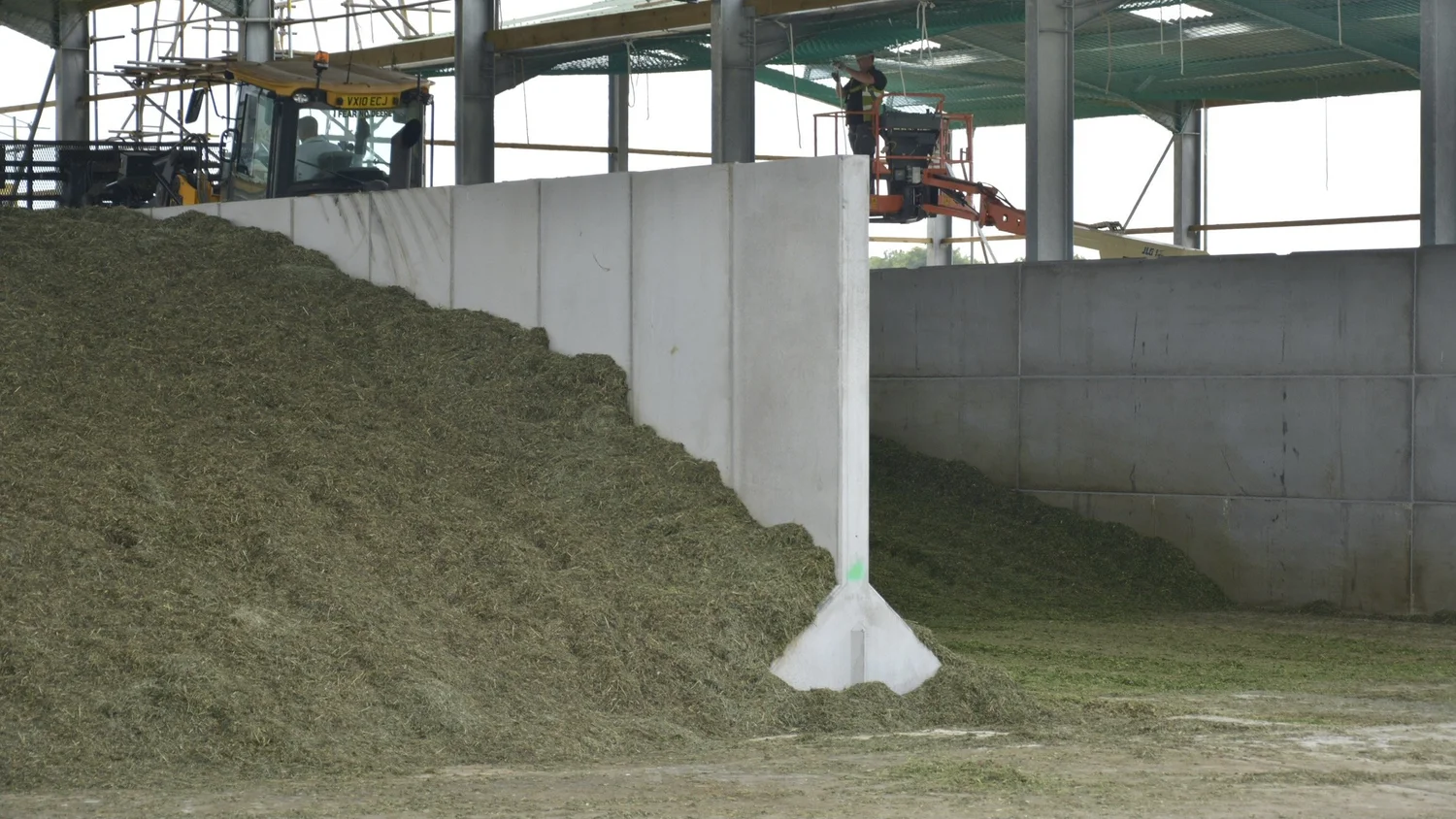 Designing silage clamps for year round feeding — The Silage Consultant