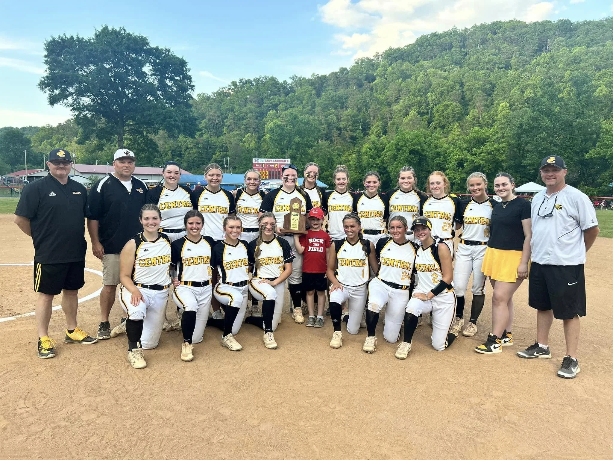 Johnson Central captures 57th District title — The Big Sandy News