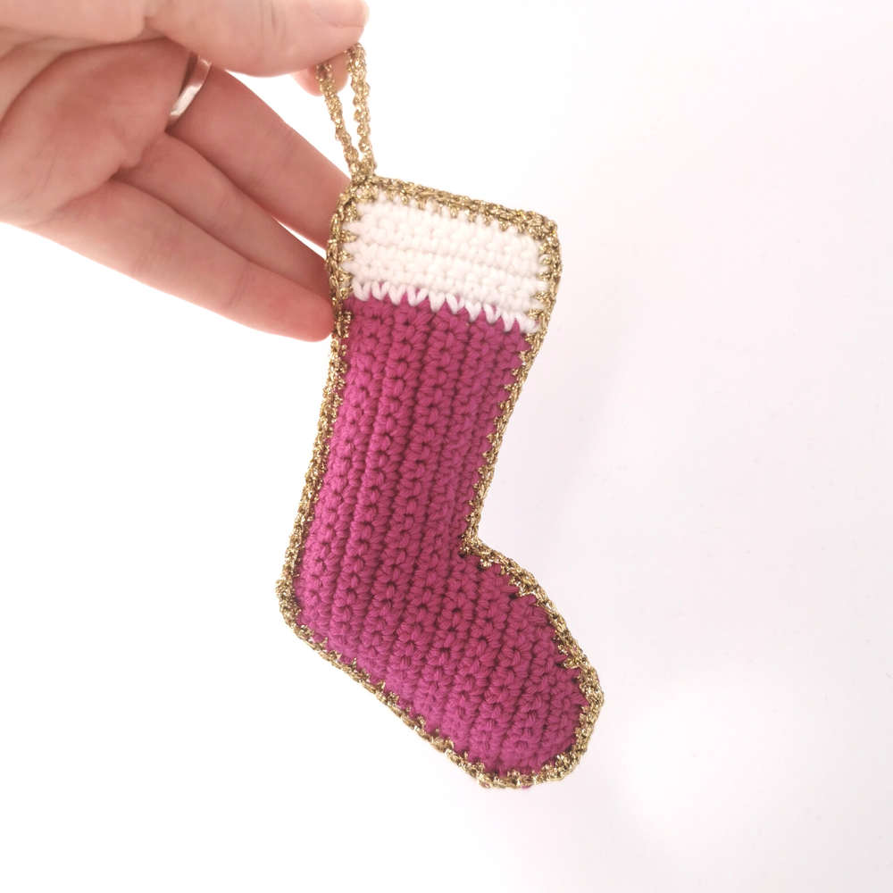 Mini Christmas Stocking Ornament Free Crochet Pattern — Cilla Crochets