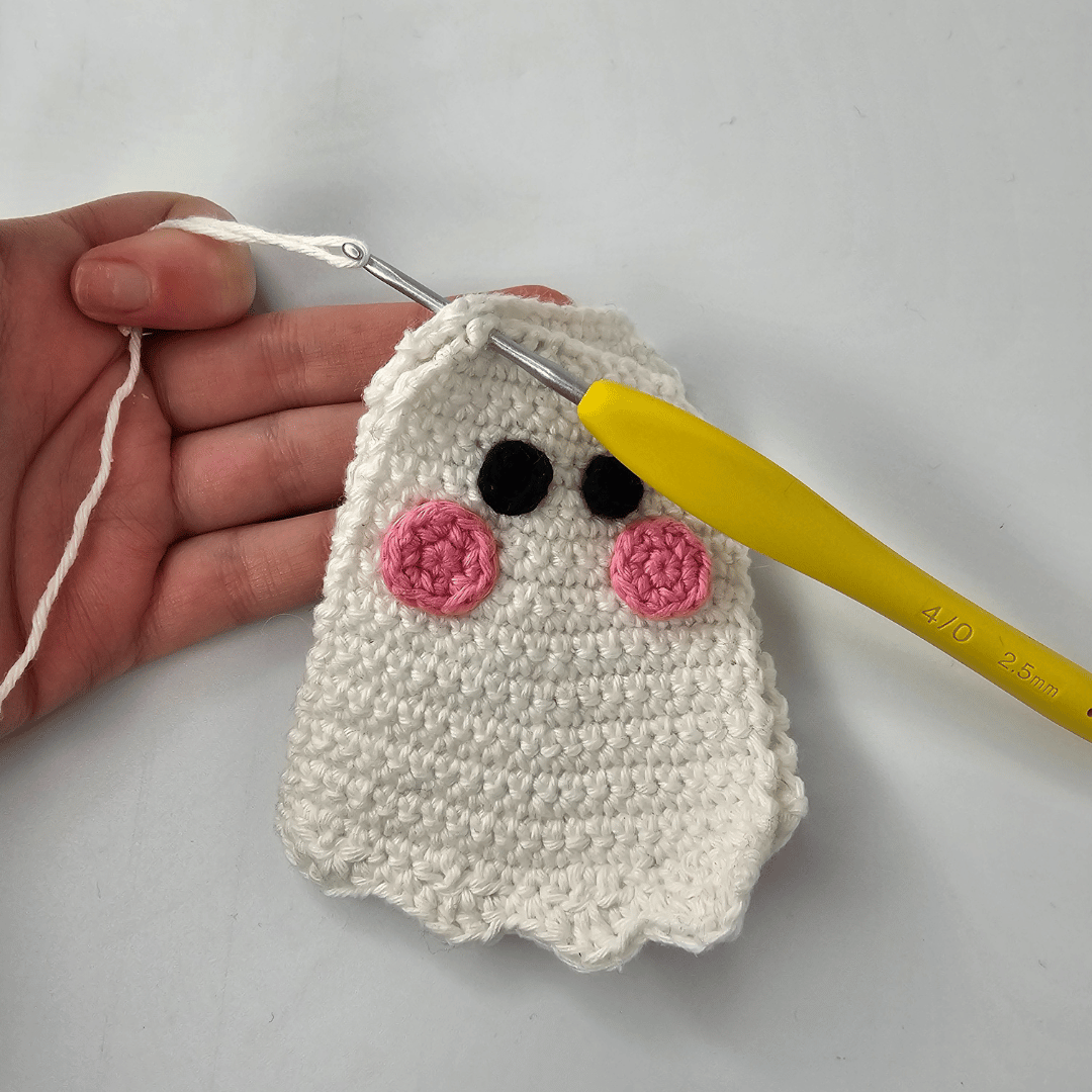 Free Easy Crochet Ghost Pattern - Gwin the Ghost Decoration — Cilla ...