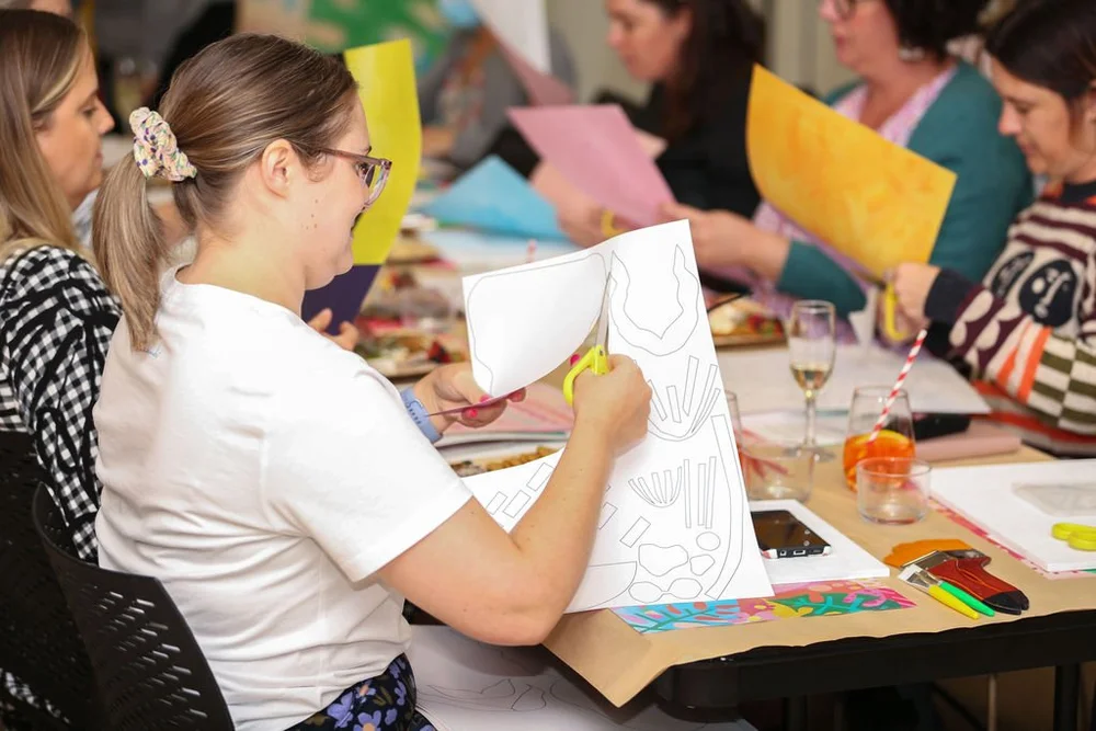 What it's like to do a Sandra Gale Studio Cut, Paste and Sip Workshop ...