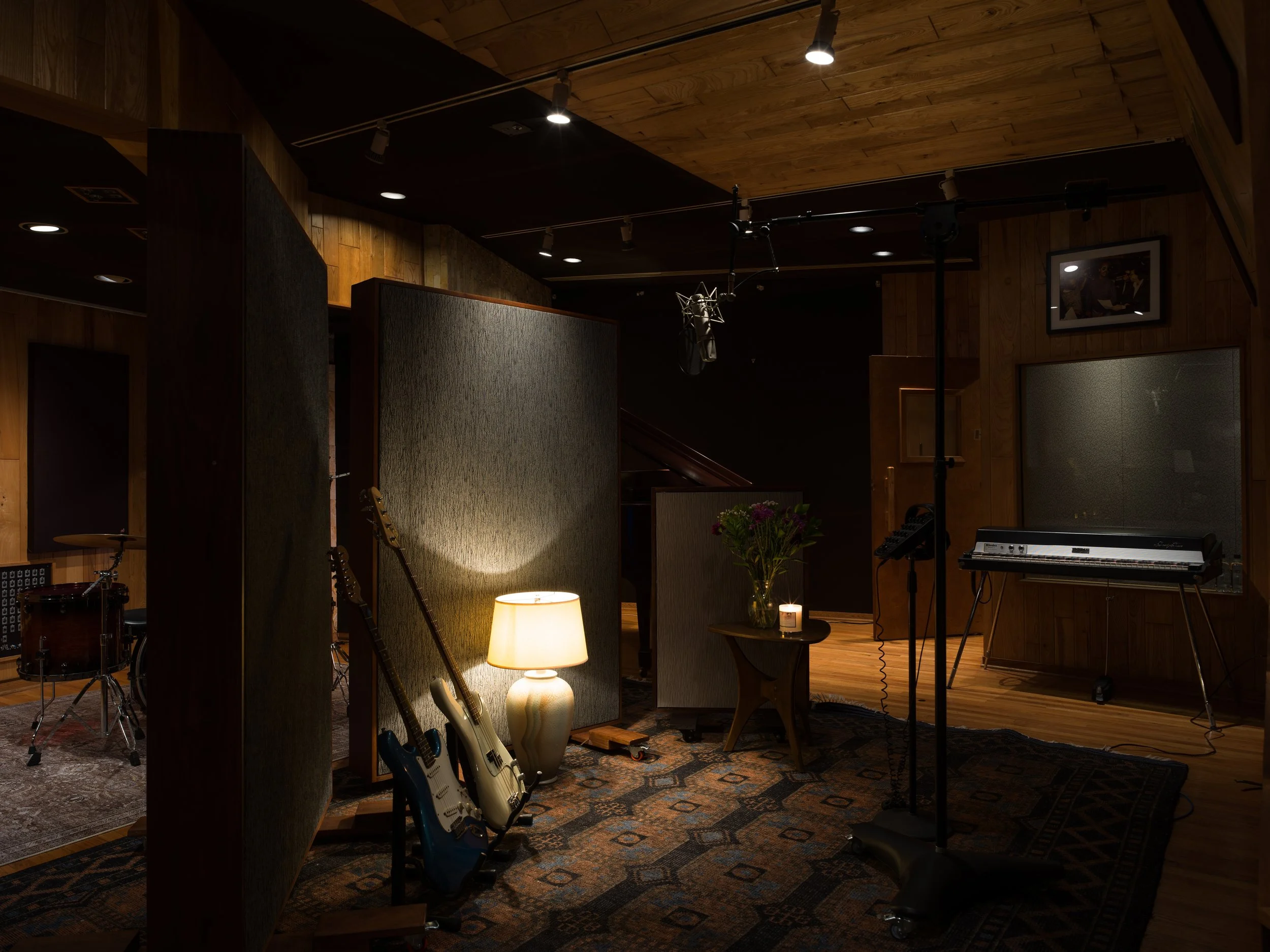 Studios — Lion Share Recording Studios