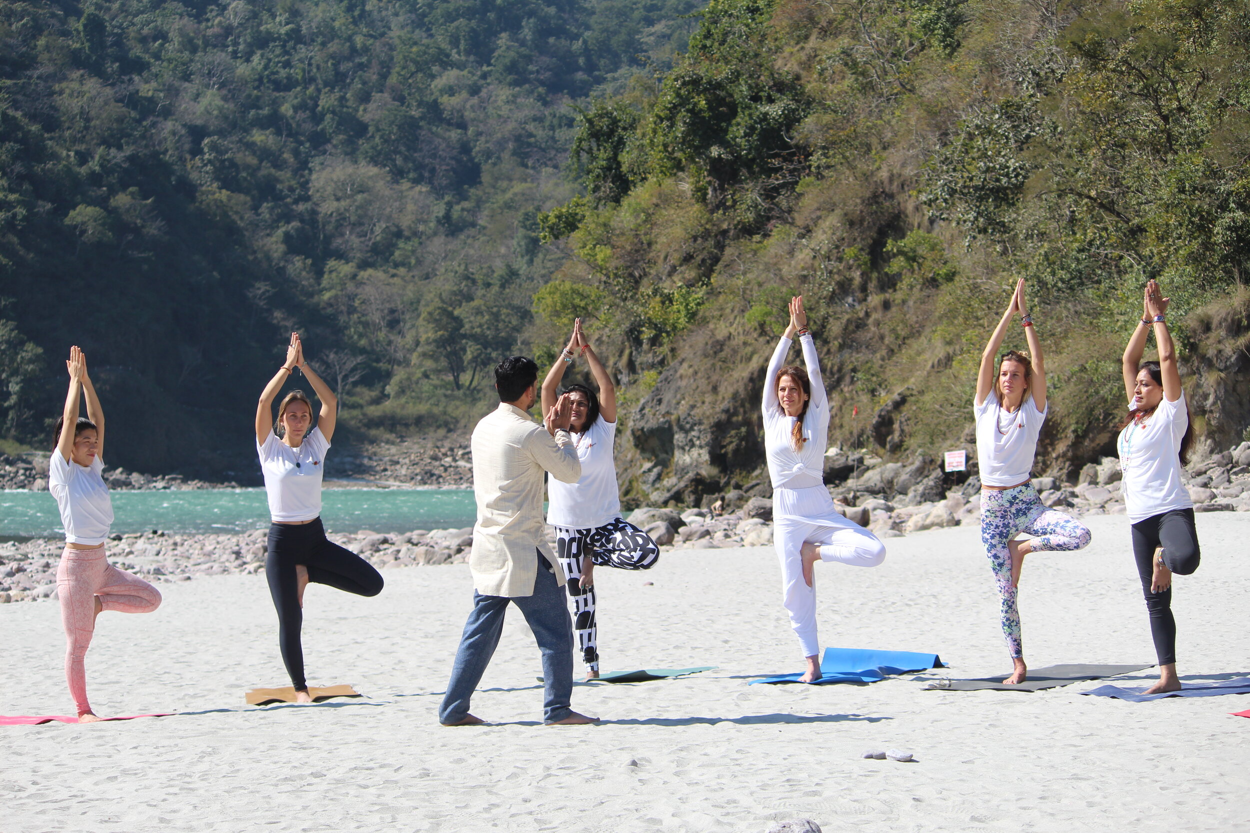 200 Hours Yoga Teacher Training in Rishikesh | Multistyle Yoga TCC ...