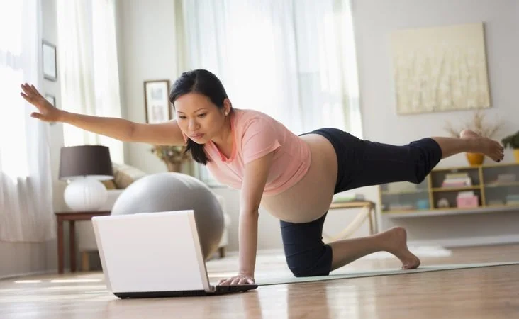 Virtual Yoga Classes: Meaning, Advantages, and Popular Programs — Yoga ...