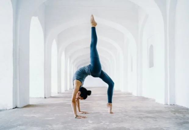 Ashtanga Yoga Vs Vinyasa Yoga Key Differences You Need To Know — Yoga