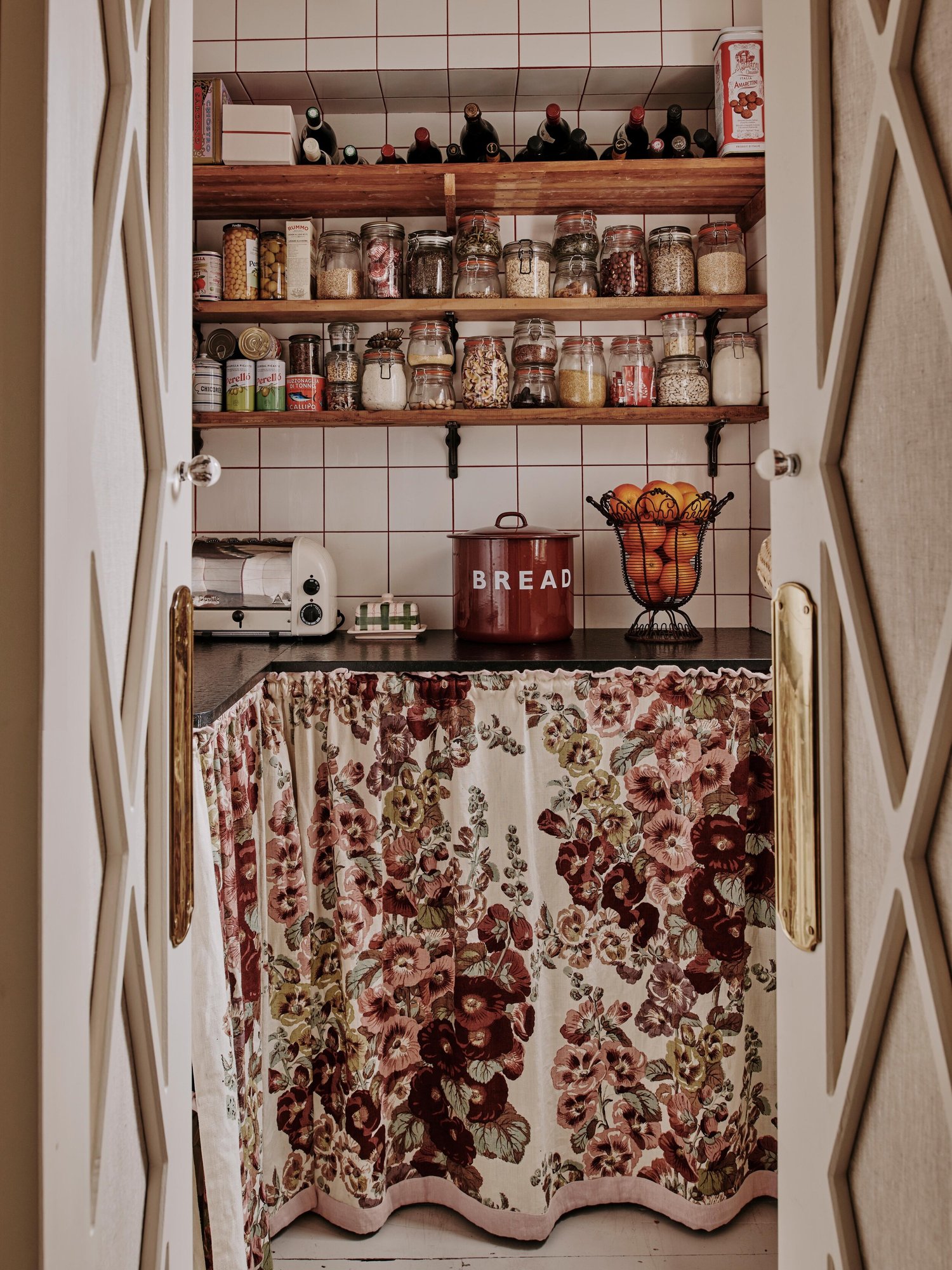 Inigo- A Room of One’s Own: Matilda Goad’s — Christopher Horwood ...