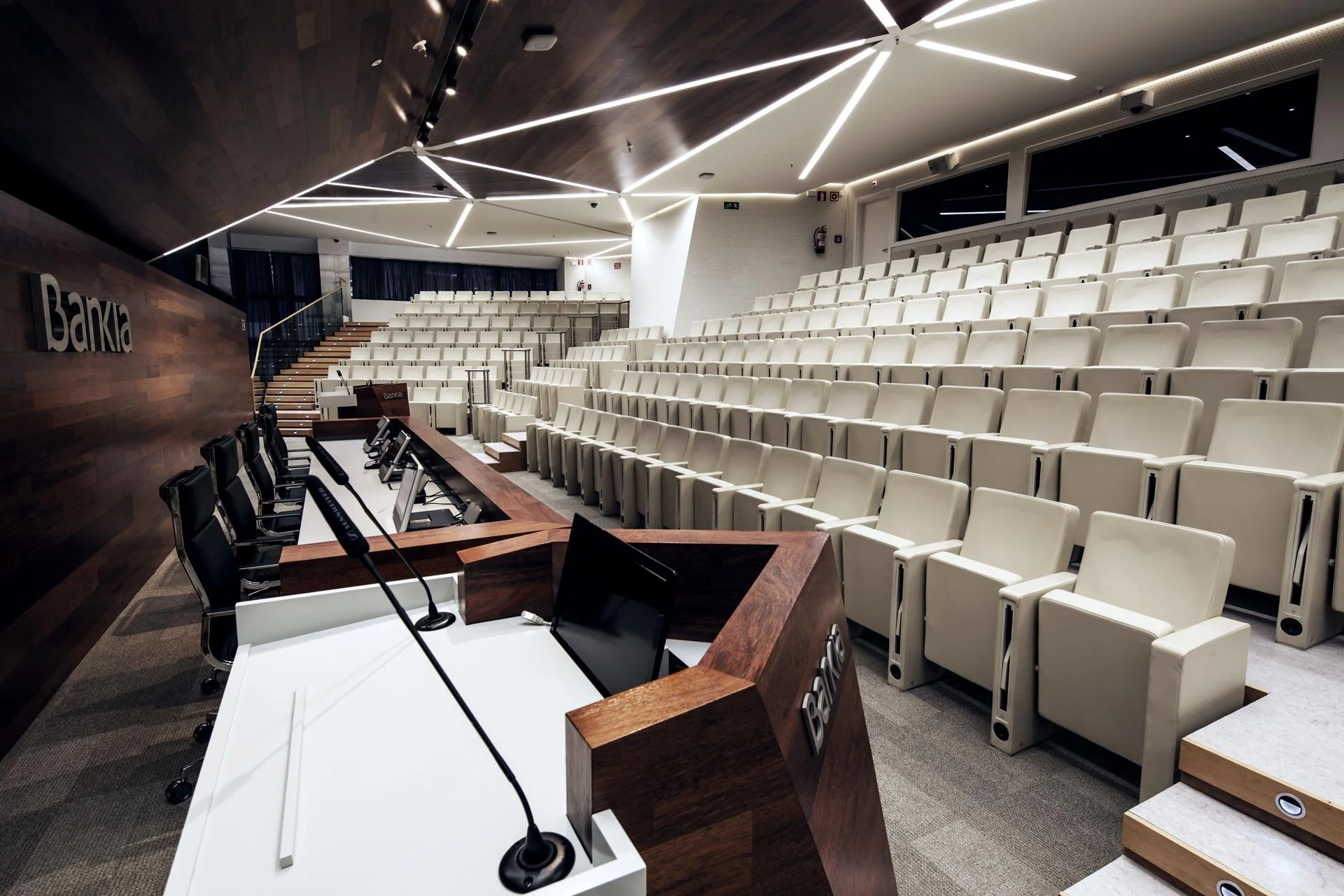 Torre Bankia — DEARQ ELOY DIEZ ARQUITECTOS, SLP