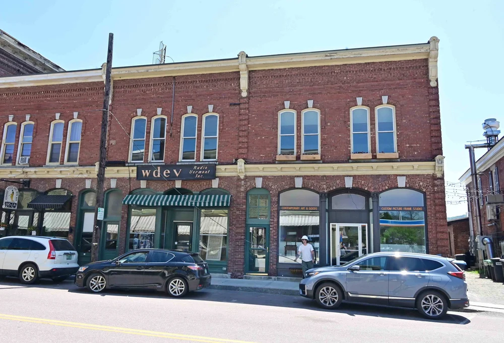 Main Street wire comes down, bringing upgrades closer to completion ...